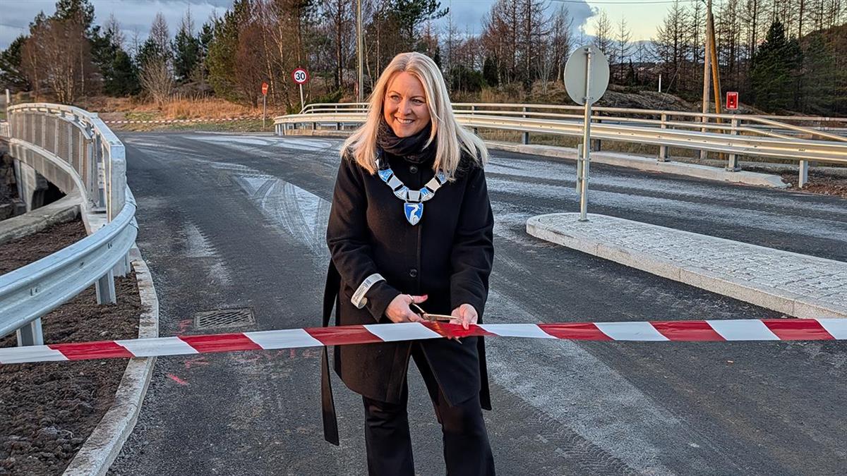 Offisiell åpning av broer, rundkjøring og ramper i Aksdal - Tysvær kommune